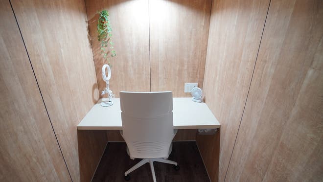 <ビズボ栄駅前No.1>駅直結🚶【ゆったり広めブース】栄駅徒歩2分🚃光回線Wi-Fi📶電源🔌テレワーク/ZOOMの写真7