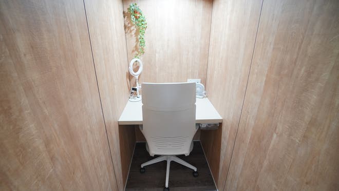 <ビズボ栄駅前No.7>駅直結🚶【換気ファン付完全個室】栄駅徒歩2分🚃光回線Wi-Fi📶電源🔌テレワーク/ZOOMの写真5