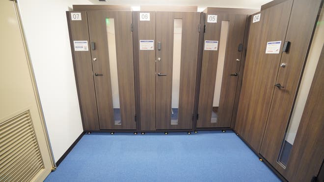 <ビズボ栄駅前No.2>駅直結🚶【ゆったり広めブース】栄駅徒歩2分🚃光回線Wi-Fi📶電源🔌テレワーク/ZOOMの写真9