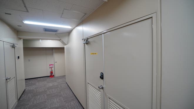 <ビズボ栄駅前No.6>駅直結🚶【換気ファン付完全個室】栄駅徒歩2分🚃光回線Wi-Fi📶電源🔌テレワーク/ZOOMの写真8