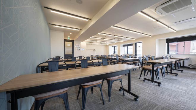 8B【新宿御苑前駅2分】39名着席の会議室!設備・備品が充実♪Wi-Fi無料!清掃で衛生面も安心♥便利な駅近の写真4