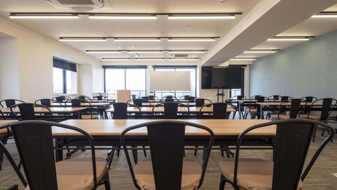 8B【新宿御苑前駅2分】39名着席の会議室!設備・備品が充実♪Wi-Fi無料!清掃で衛生面も安心♥便利な駅近の写真5