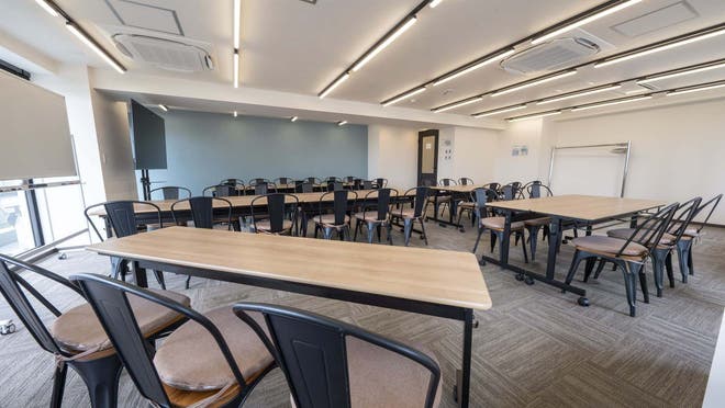 8B【新宿御苑前駅2分】39名着席の会議室!設備・備品が充実♪Wi-Fi無料!清掃で衛生面も安心♥便利な駅近の写真10