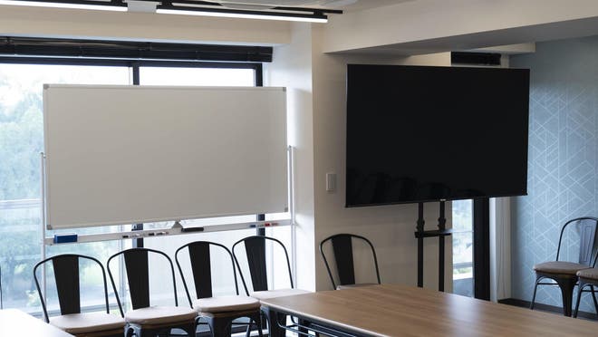 8B【新宿御苑前駅2分】39名着席の会議室!設備・備品が充実♪Wi-Fi無料!清掃で衛生面も安心♥便利な駅近の写真13