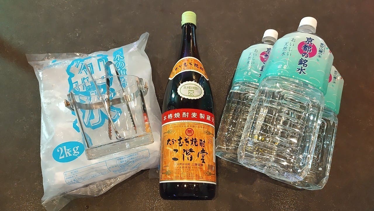 麦焼酎1.８L水割りセット（二階堂・氷・水）セットの画像1
