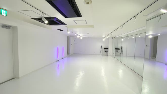 札幌中心部にNEWオープン! 広々50㎡、メガドンキ隣りでアクセス抜群!!綺麗でオシャレな映えるスタジオ☆の写真6