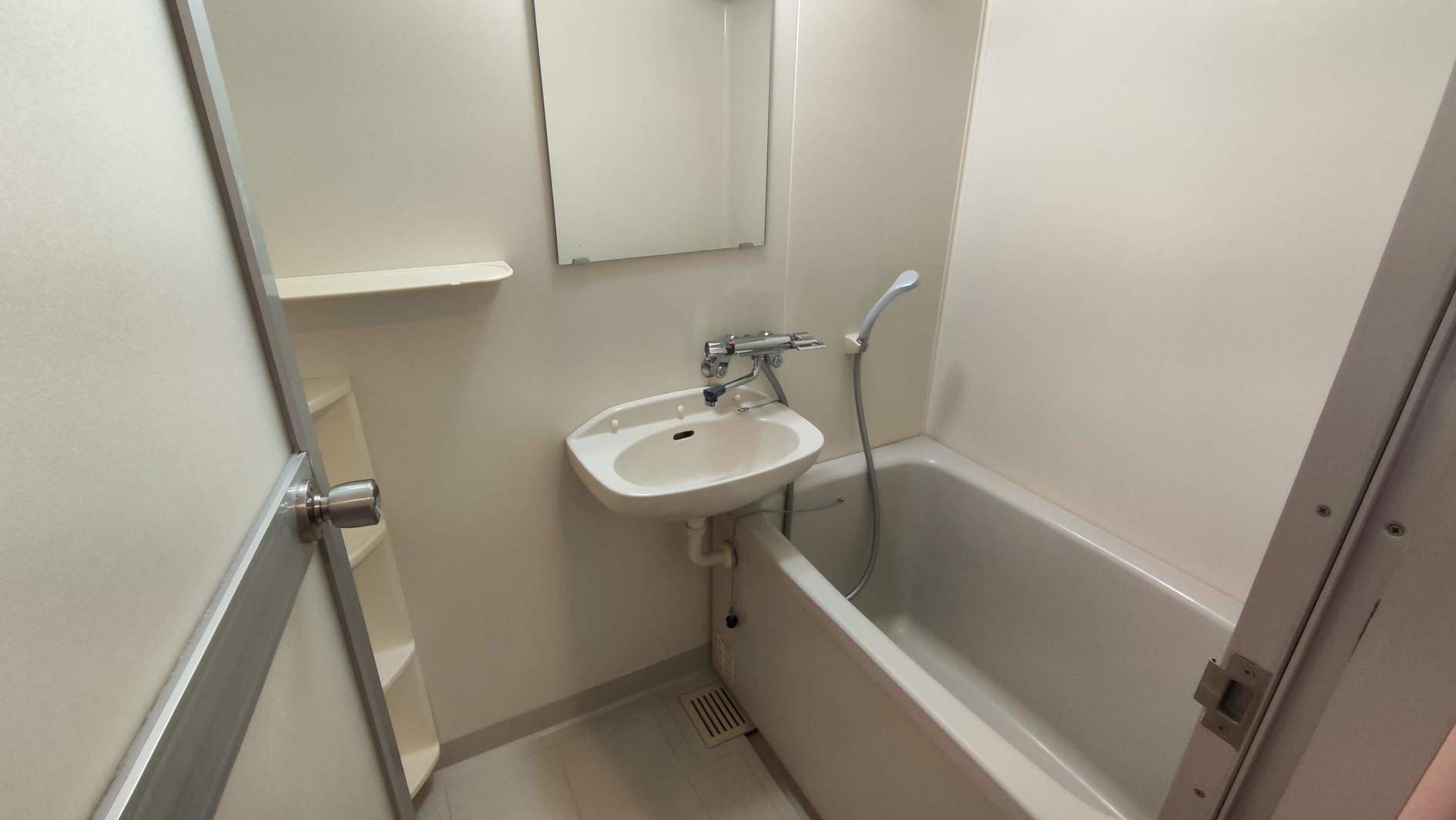 推し活が捗る✨️100インチ高音質ホームシアター🎥なんと全自動卓あります🀄スーパー・コンビニそば🏪清潔✨禁煙🚭高砂301の写真10