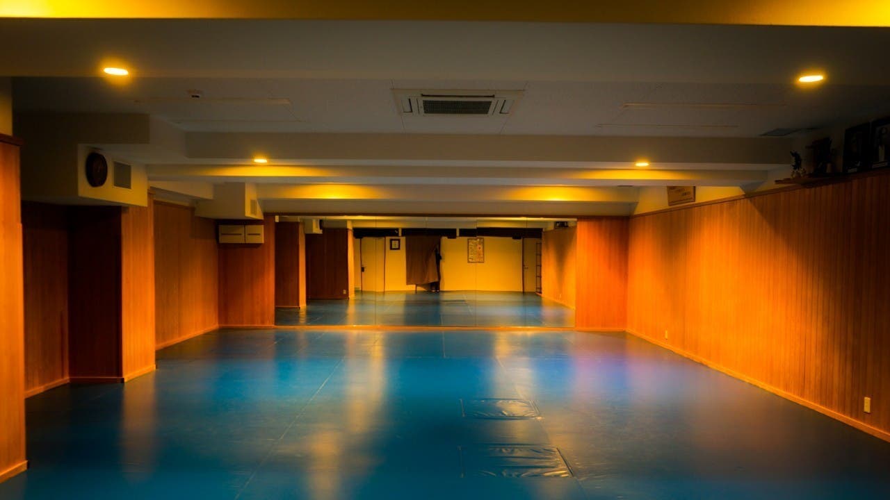 駅近！格安！新しい！広い！御所南のレンタルスペースです。の写真9