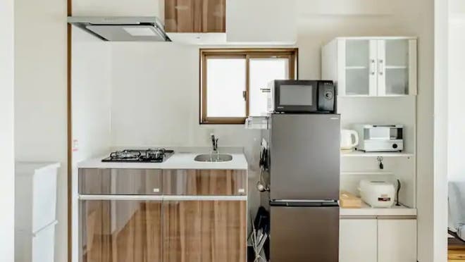 【下落合駅3分】新宿駅へ2駅5分🚃着席最大9名🪑最上階・日当たり良好🌞新宿ビル群を眺めながら食事会・料理会・パーティーを🌃の写真4