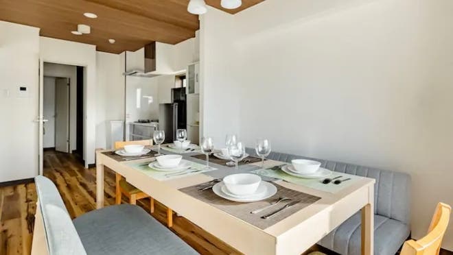 【下落合駅3分】新宿駅へ2駅5分🚃着席最大9名🪑最上階・日当たり良好🌞新宿ビル群を眺めながら食事会・料理会・パーティーを🌃の写真5