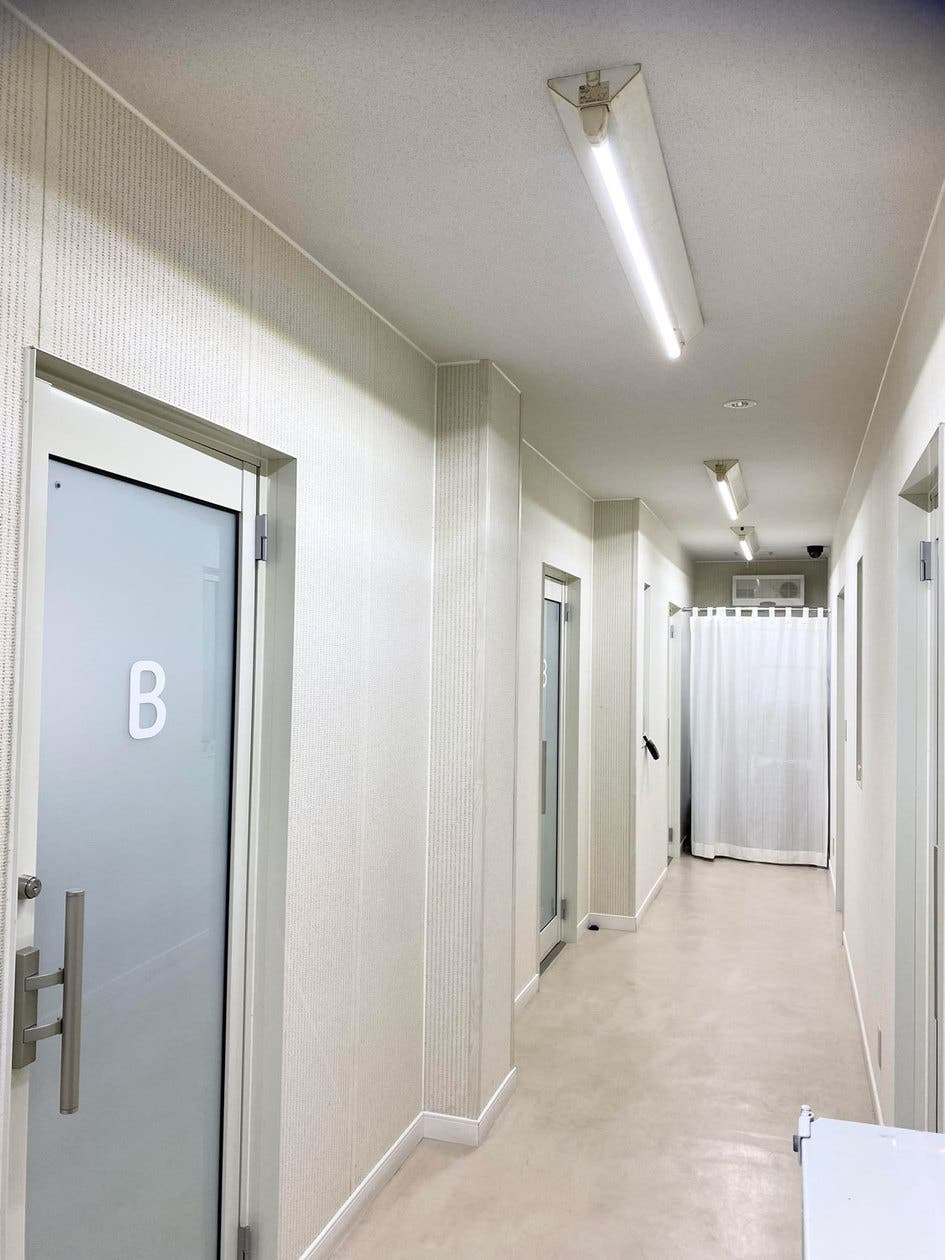 【平塚駅 徒歩1分】【貸会議室として３０年の堅実な実績】【B室-会議・講座・教室開校  最大12名 天高2.5メートル】の写真5