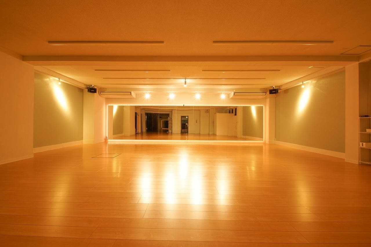 【館林で人気No.1のダンススタジオ】大型ミラー完備丨1時間から利用可丨当日予約OK丨BOSEのスピーカー🔊の写真4