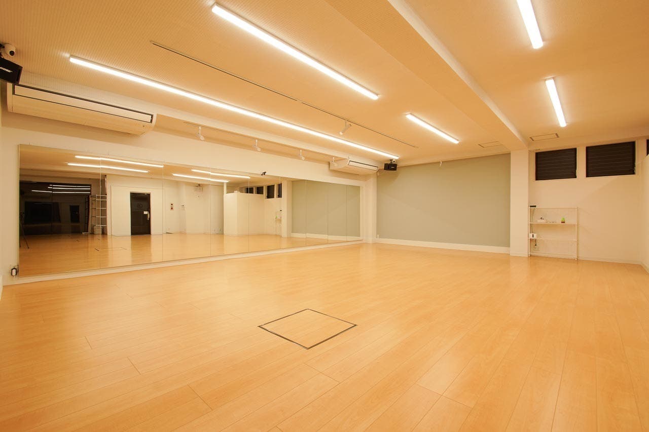 【館林で人気No.1のダンススタジオ】大型ミラー完備丨1時間から利用可丨当日予約OK丨BOSEのスピーカー🔊の写真6