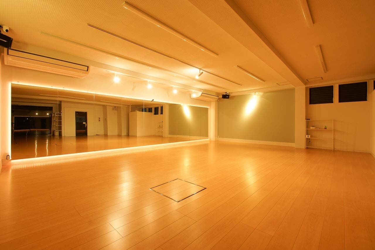 【館林で人気No.1のダンススタジオ】大型ミラー完備丨1時間から利用可丨当日予約OK丨BOSEのスピーカー🔊の写真14