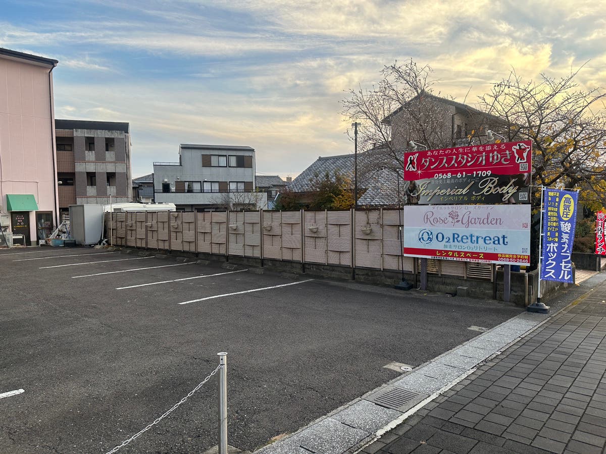 【📣お手頃価格に料金改定】広さ60㎡✨最大20名🙆‍♀️7.4mの大型ミラー完備／ダンス練習に最適❗犬山遊園駅1分🚶‍♀️の写真15