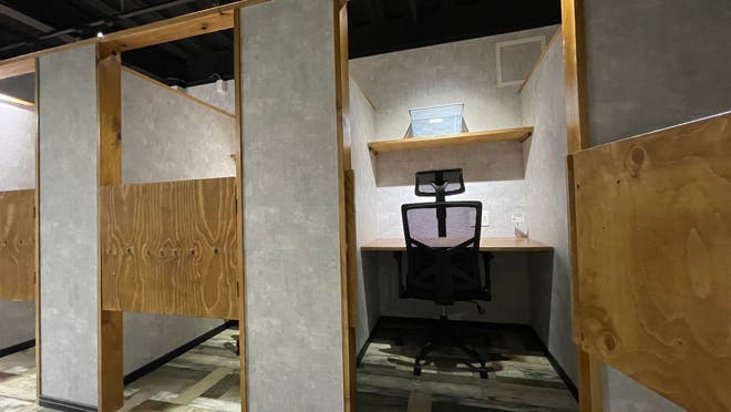 【竹ノ塚】モニター完備!!半個室②(ドア付き)の写真5