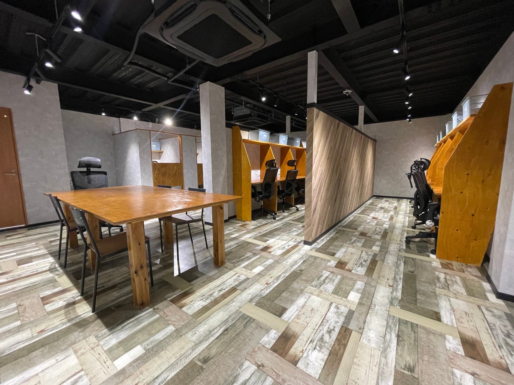 【竹ノ塚】モニター完備！！半個室②（ドア付き）の写真6