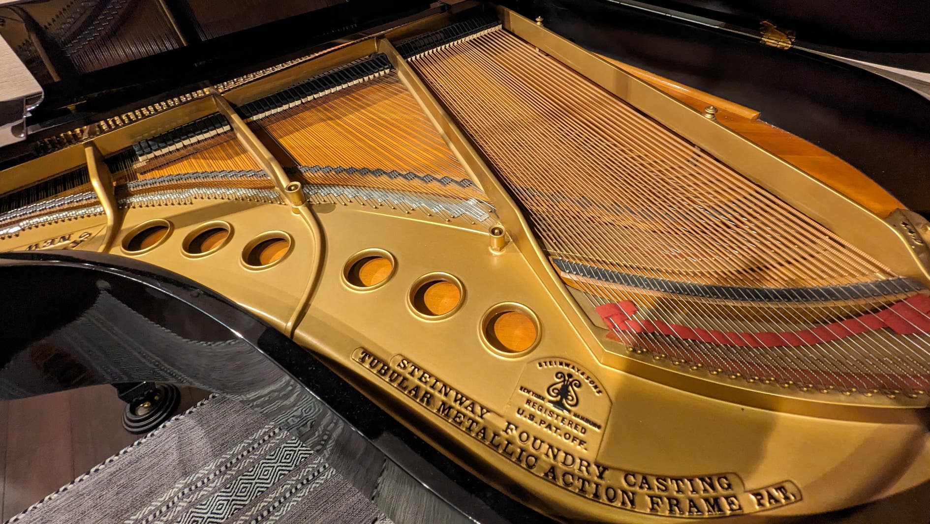 [舞子9分/駐車1台可]グランドピアノのある楽器練習スペースの写真6