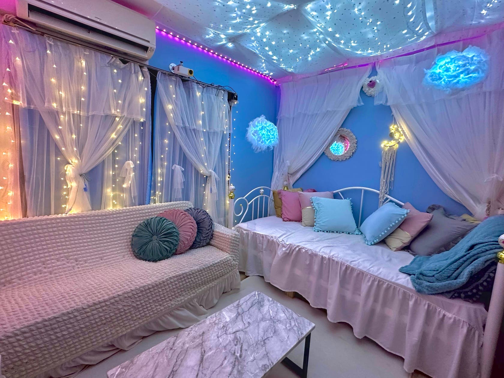 🌸学割🌸レベチな特割🉐SNSで大人気‼️LEDライト搭載✨100インチプロジェクター映画見放題🎥大人気ゲーム機ボドゲ完備の写真6