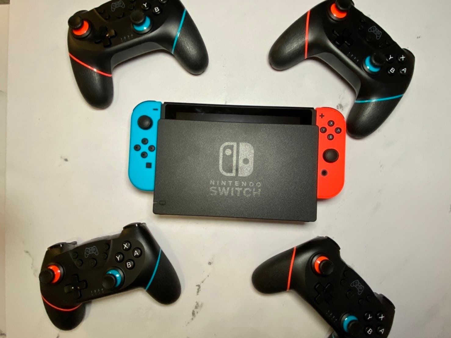 🌸学割🌸レベチな特割🉐SNSで大人気‼️LEDライト搭載✨100インチプロジェクター映画見放題🎥大人気ゲーム機ボドゲ完備の写真16