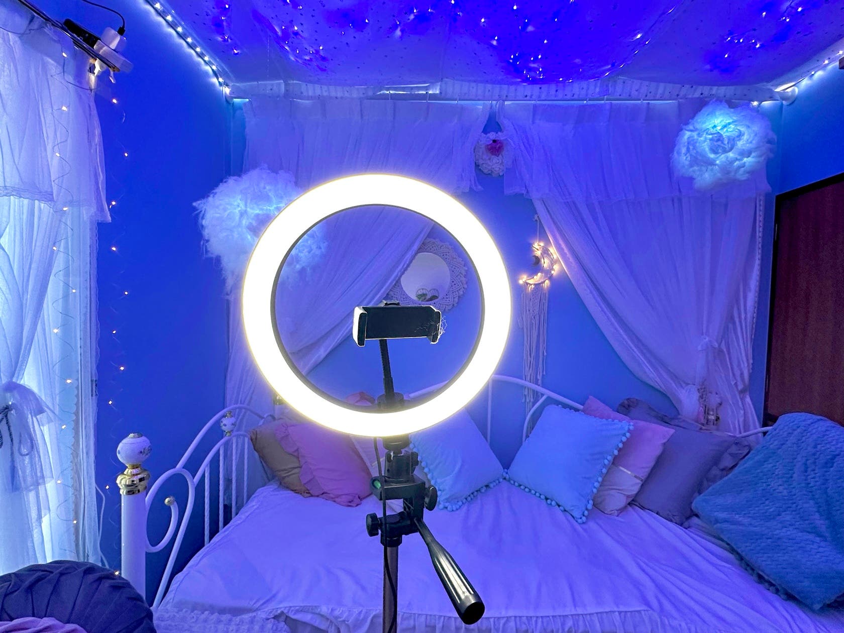 🌸学割🌸レベチな特割🉐SNSで大人気‼️LEDライト搭載✨100インチプロジェクター映画見放題🎥大人気ゲーム機ボドゲ完備の写真13