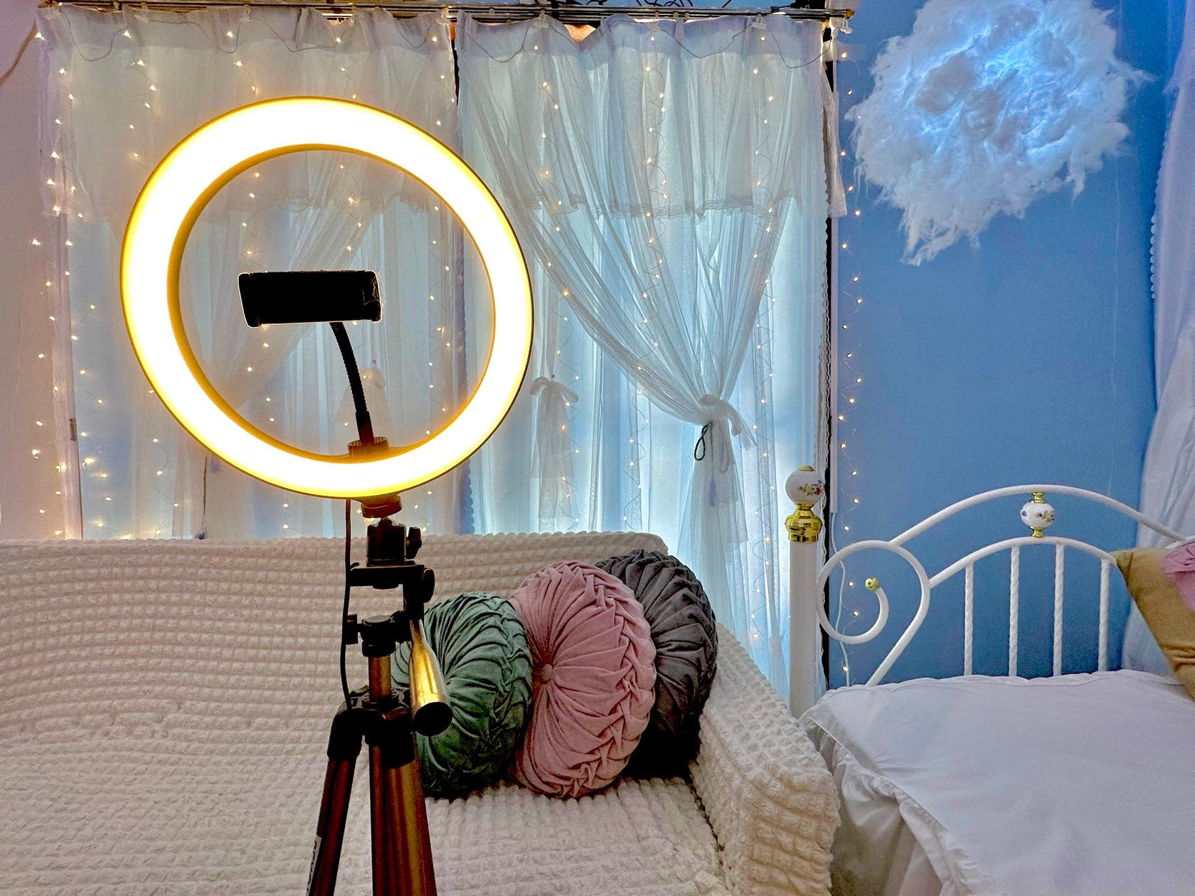 🌸学割🌸レベチな特割🉐SNSで大人気‼️LEDライト搭載✨100インチプロジェクター映画見放題🎥大人気ゲーム機ボドゲ完備の写真14