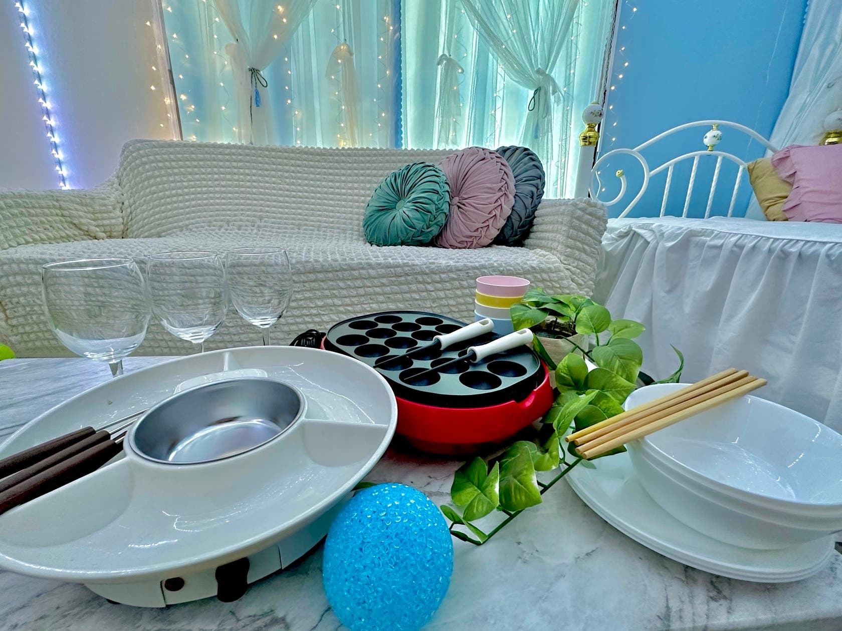 🌸学割🌸レベチな特割🉐SNSで大人気‼️LEDライト搭載✨100インチプロジェクター映画見放題🎥大人気ゲーム機ボドゲ完備の写真15