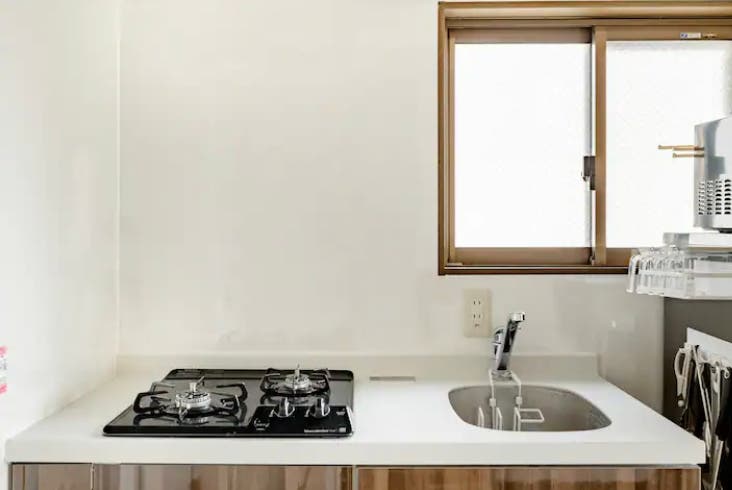 【下落合駅3分】新宿駅へ2駅5分🚃着席最大9名🪑最上階・日当たり良好🌞新宿ビル群を眺めながら食事会・料理会・パーティーを🌃の写真11