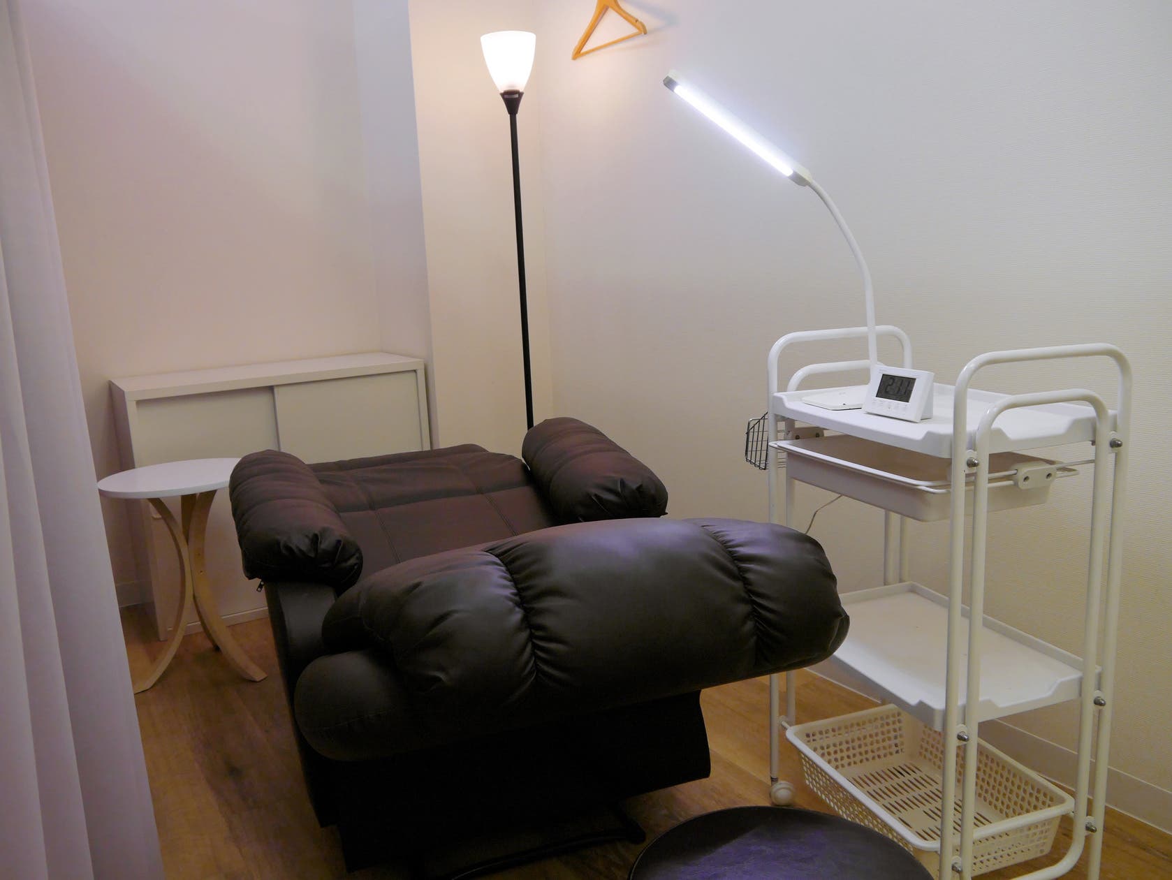 新規OPEN♪【003号室】長野駅から徒歩4分のスタッフ常駐、女性専用の美容レンタルスペースの写真2