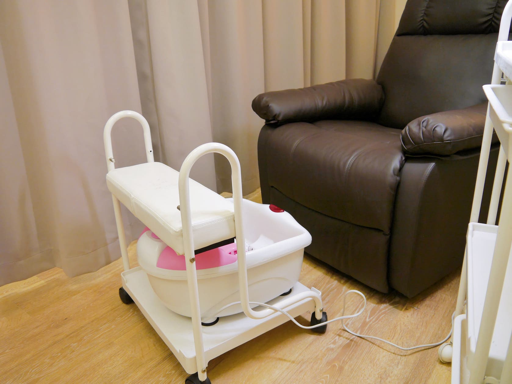 新規OPEN♪【003号室】長野駅から徒歩4分のスタッフ常駐、女性専用の美容レンタルスペースの写真11