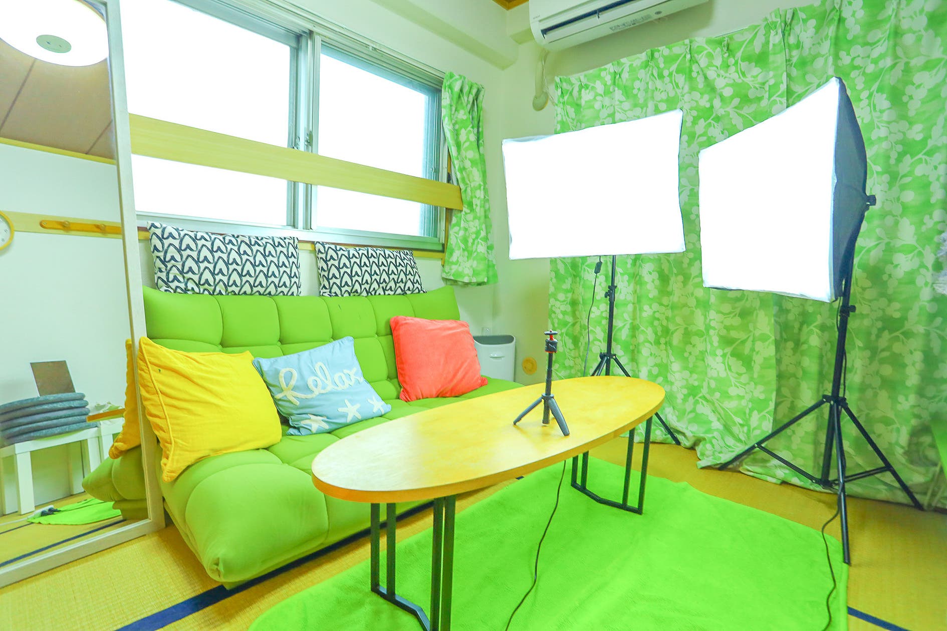 🔦撮影機材（照明・背景布・スタンド）無料利用予約🔦の画像2