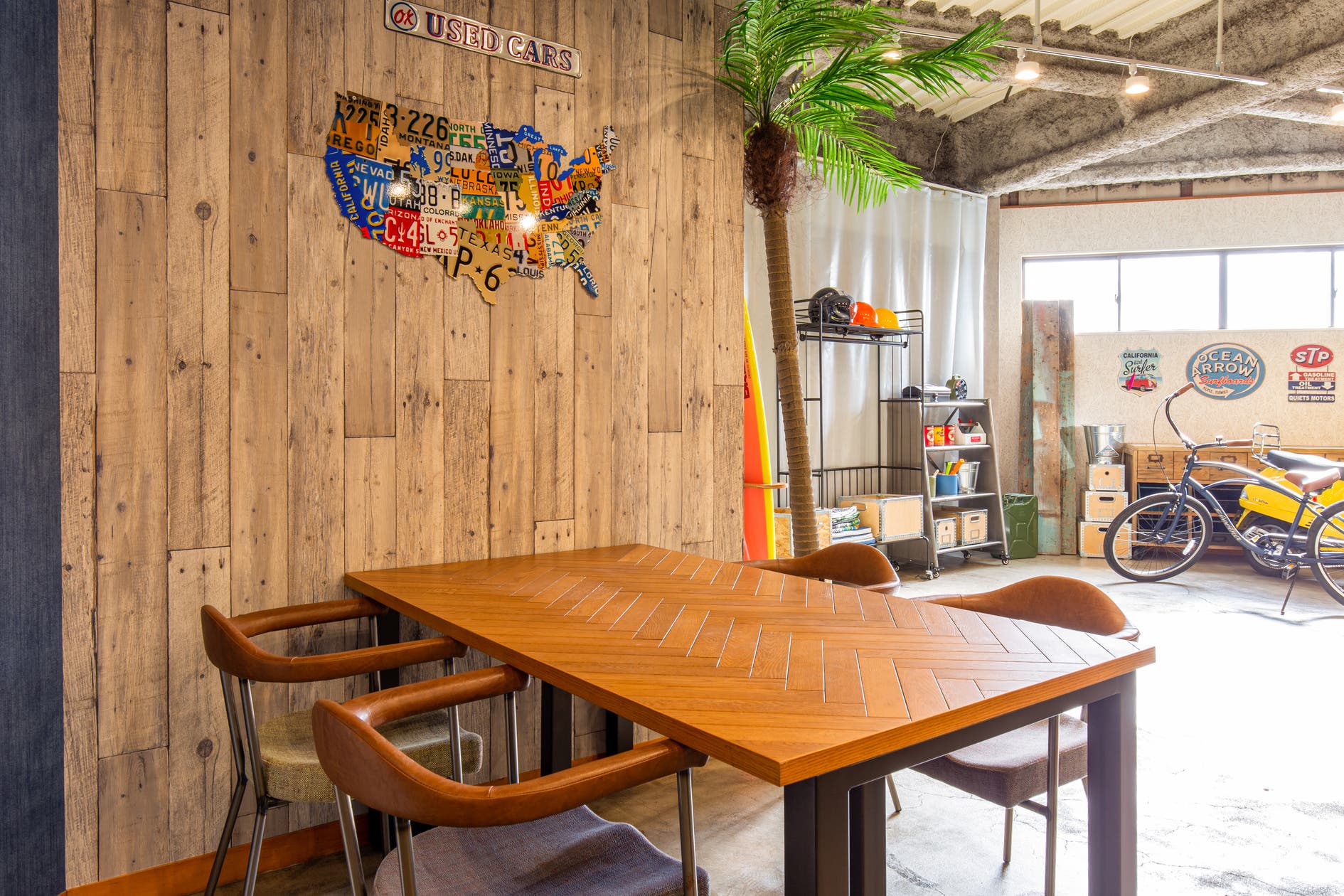 【ブルーハワイ】車、バイク、自転車が搬入可能なガレージ風スタジオ。撮影会・パーティ！ごみ処理無料の写真8