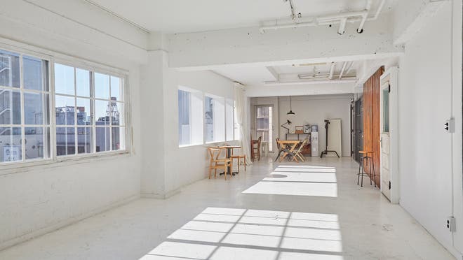 【 外苑前駅 徒歩1分 ! 】自然光あふれるシンプルモダンなスペース FIVE STUDIOの写真6