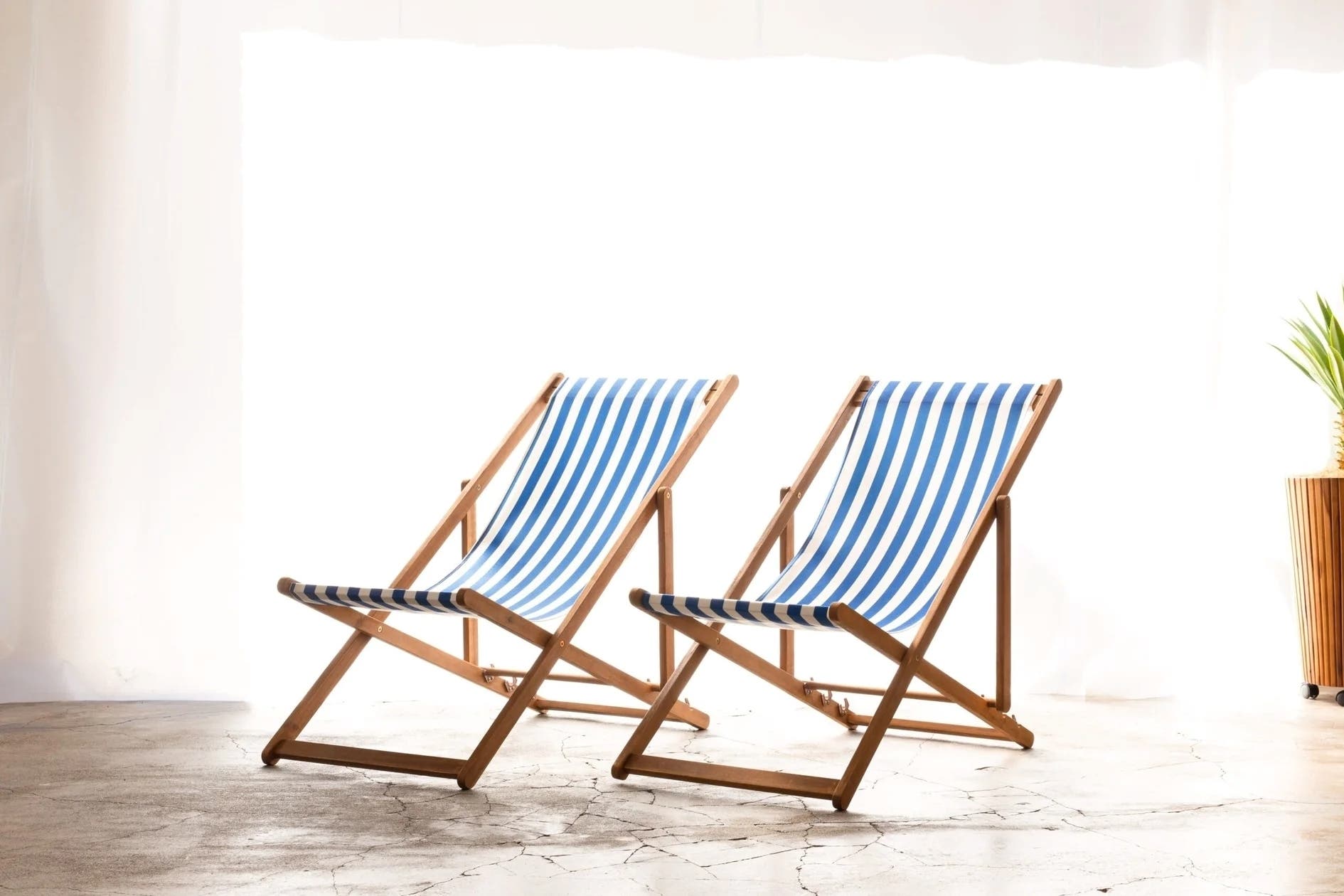 【ブルーハワイ】車、バイク、自転車が搬入可能なガレージ風スタジオ。撮影会・パーティ！ごみ処理無料の写真12