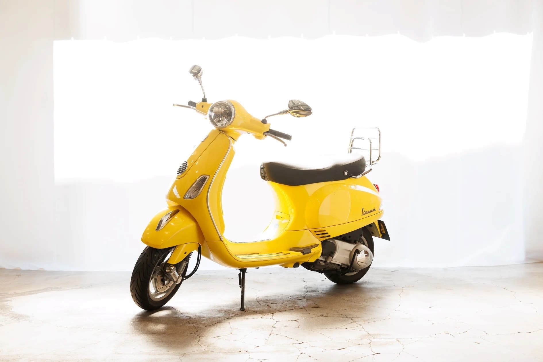 【ブルーハワイ】車、バイク、自転車が搬入可能なガレージ風スタジオ。撮影会・パーティ！ごみ処理無料の写真14