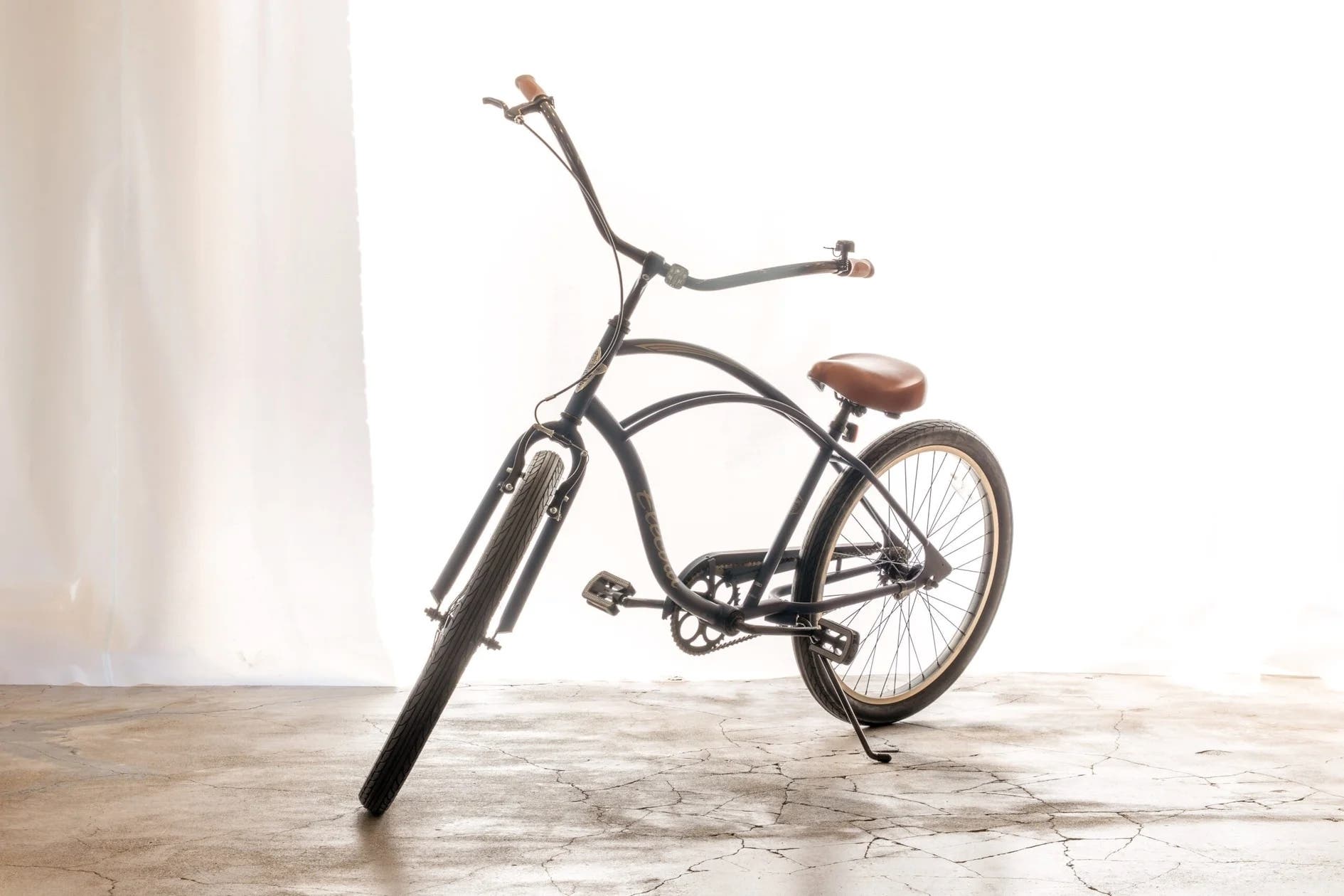 【ブルーハワイ】車、バイク、自転車が搬入可能なガレージ風スタジオ。撮影会・パーティ！ごみ処理無料の写真15