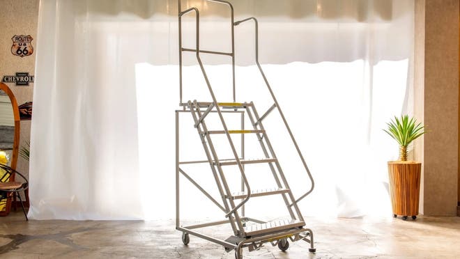 【ブルーハワイ】車、バイク、自転車が搬入可能なガレージ風スタジオ。撮影会・パーティ!ごみ処理無料の写真20