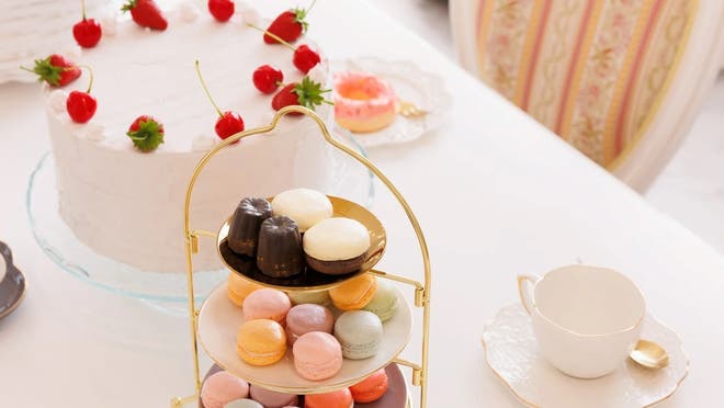 【ショートケーキ】推しカラーが映える!真っ白ロココ空間で生誕祭・推し会・撮影会・女子会はいかが?の写真11