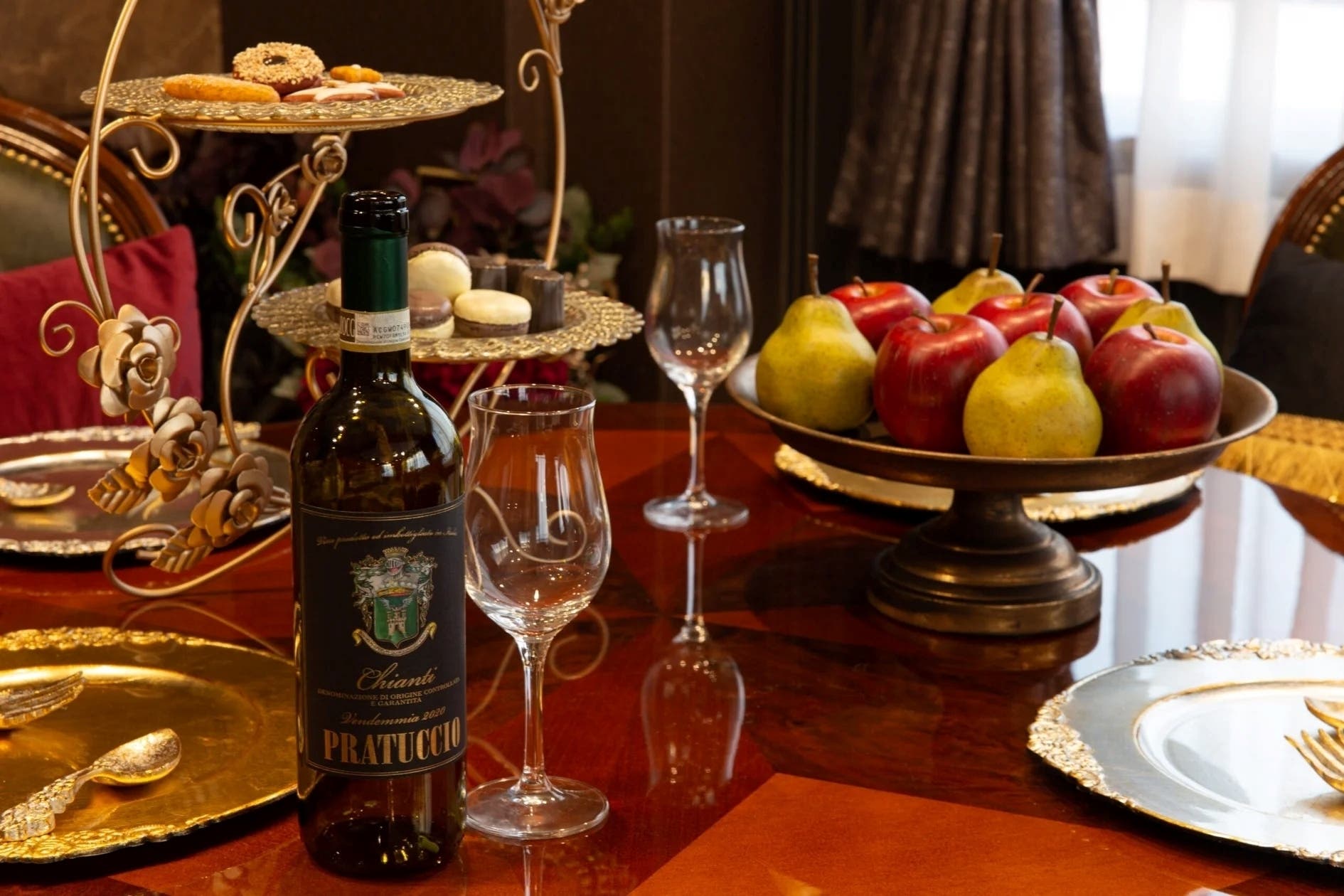 【ガトーショコラ】英国風アンティークスタジオで撮影会・女子会・パーティ！ごみ処理無料。24時間OKの写真4