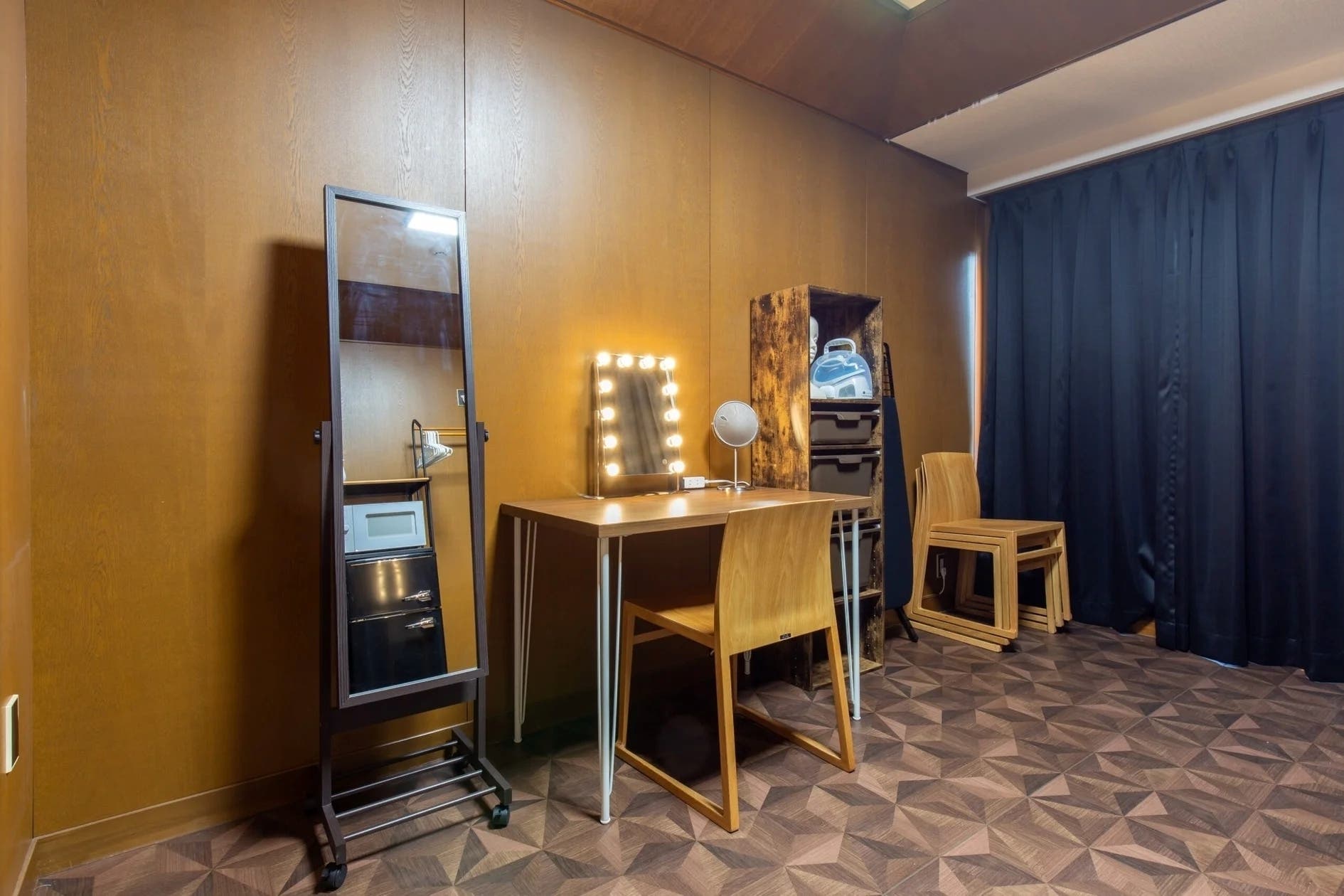 【ガトーショコラ】英国風アンティークスタジオで撮影会・女子会・パーティ！ごみ処理無料。24時間OKの写真20