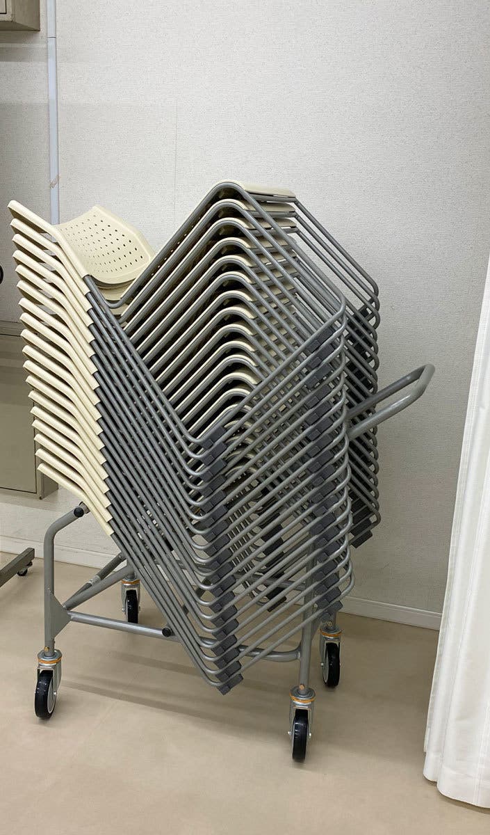 【平塚駅 徒歩1分】【貸会議室として３０年の堅実な実績】【C室2階-会議-ダンス ヨガ バレー  最大25名-全身鏡】の写真8