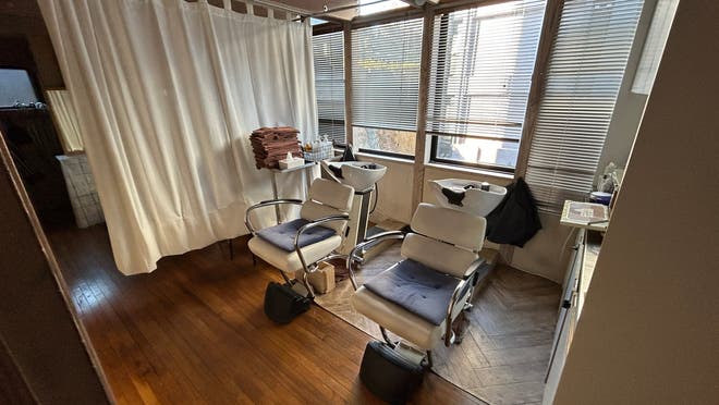 元町中華街駅徒歩3分の開放的な美容室で面貸しの写真2