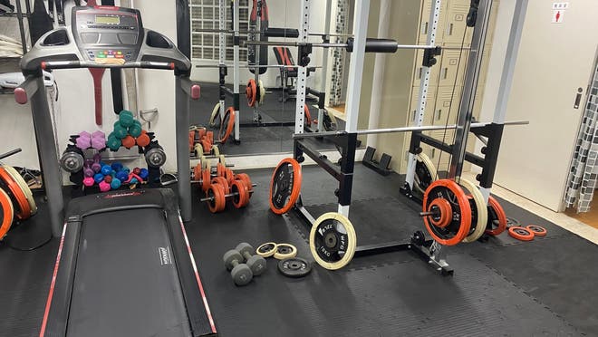 横浜市営地下鉄吉野町駅から徒歩3分、京急南太田駅から徒歩4分のキックボクシングジム謙パーソナルトレーニングジムの写真2