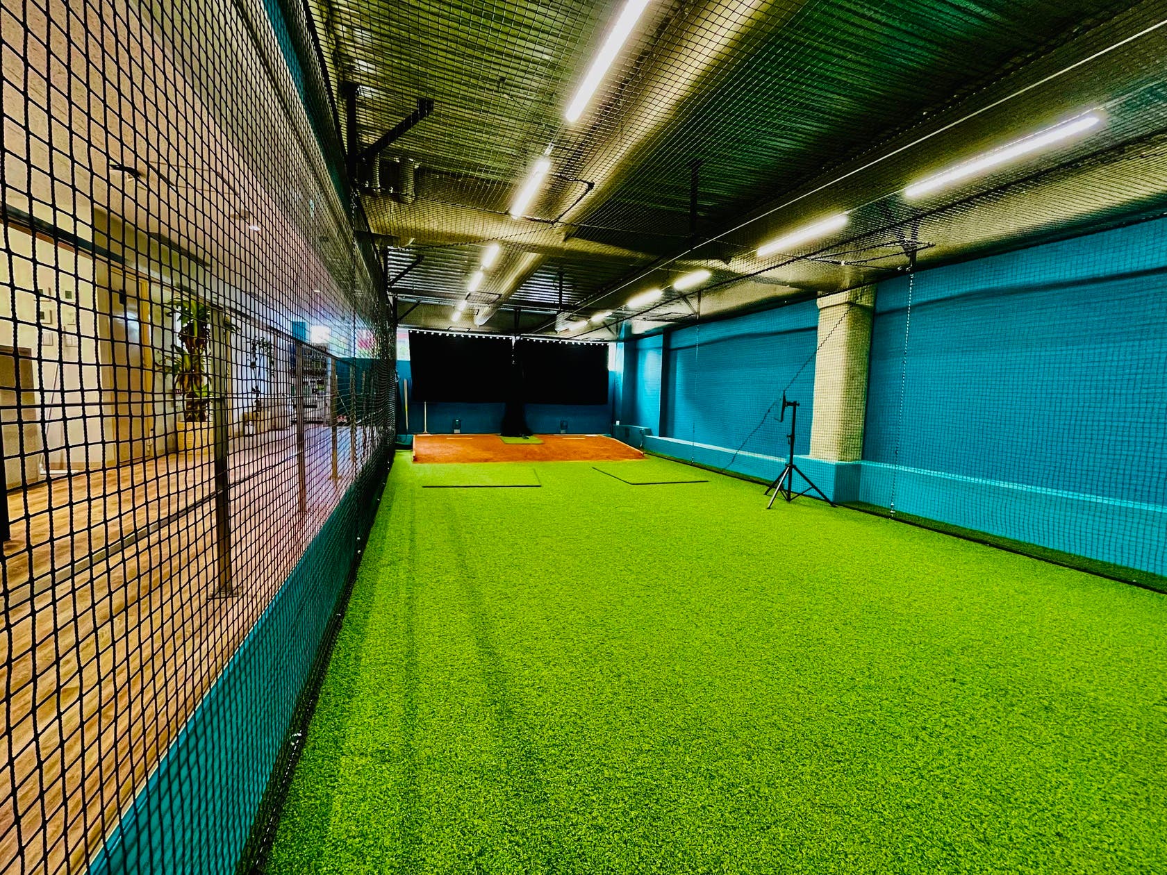 【個人・チーム練習・マンツーマンレッスン・運動教室利用に最適】調布IC隣・西調布駅から徒歩10分・完全貸切・撮影利用可・駐車場有の写真5