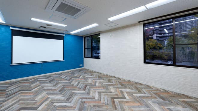 スクリーン有り🎥学習スペース📓やポップアップ🛍に最適◎の写真1