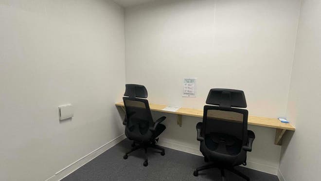 北上尾駅徒歩11分!【¥1,100/1h!無料駐車場あり!】フリードリンク付き 貸軽防音ブースAの写真1