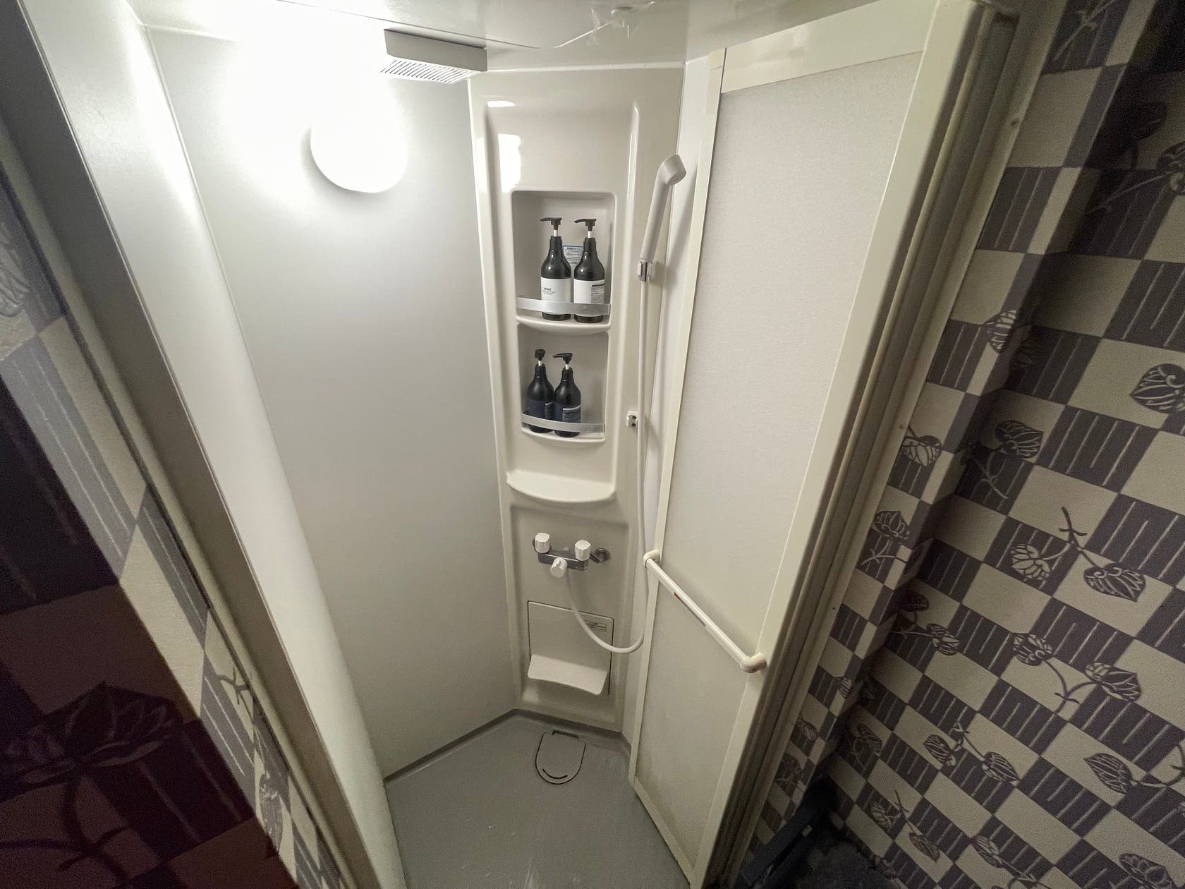 シャワールーム２室の画像1