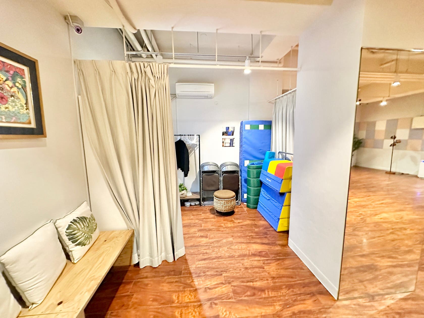 【駅徒歩30秒】83㎡ 大型スタジオ　リノリウム床　撮影機材豊富の写真9