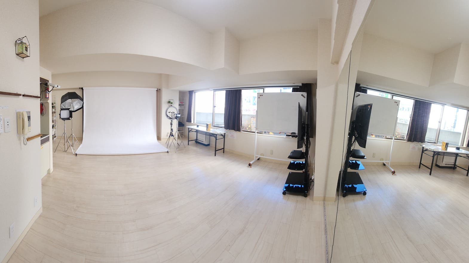 《吉祥寺駅スペース》【撮影設備充実】撮影会場/ダンス/130インチ大画面/セミナ/24時42の写真8