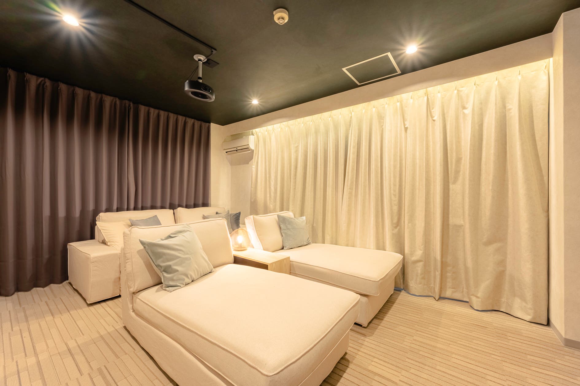 スペモシネマ🎬クリスマス🎄デート💖シアタールーム🎥映画鑑賞🎬プロジェクター🎞469_SpemoCINEMA新橋の写真13